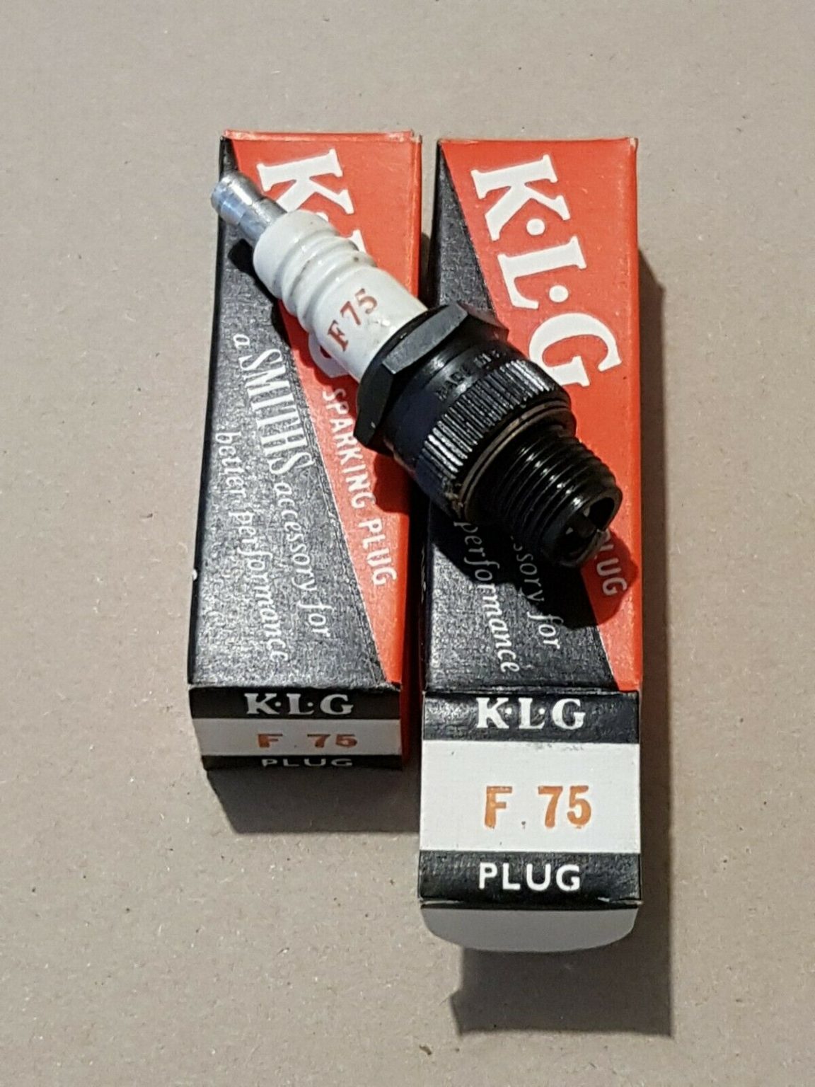 Yamaha F75 2005 Spark Plugs